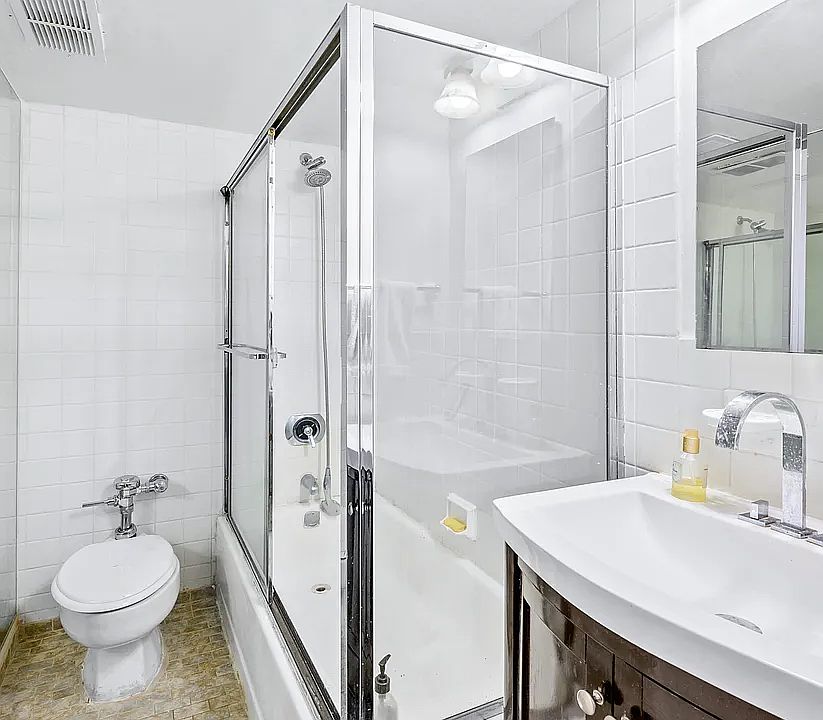 235 E 73rd St New York, NY, 10021 - Apartments for Rent | Zillow