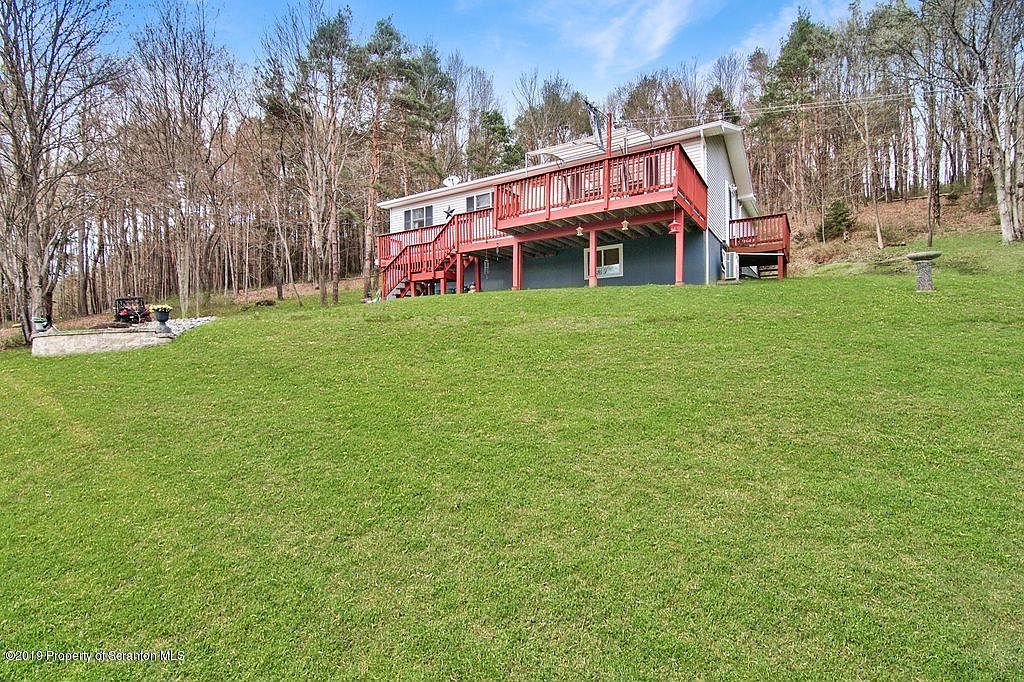 868 Church St, Clifford Township, PA 18421 | Zillow