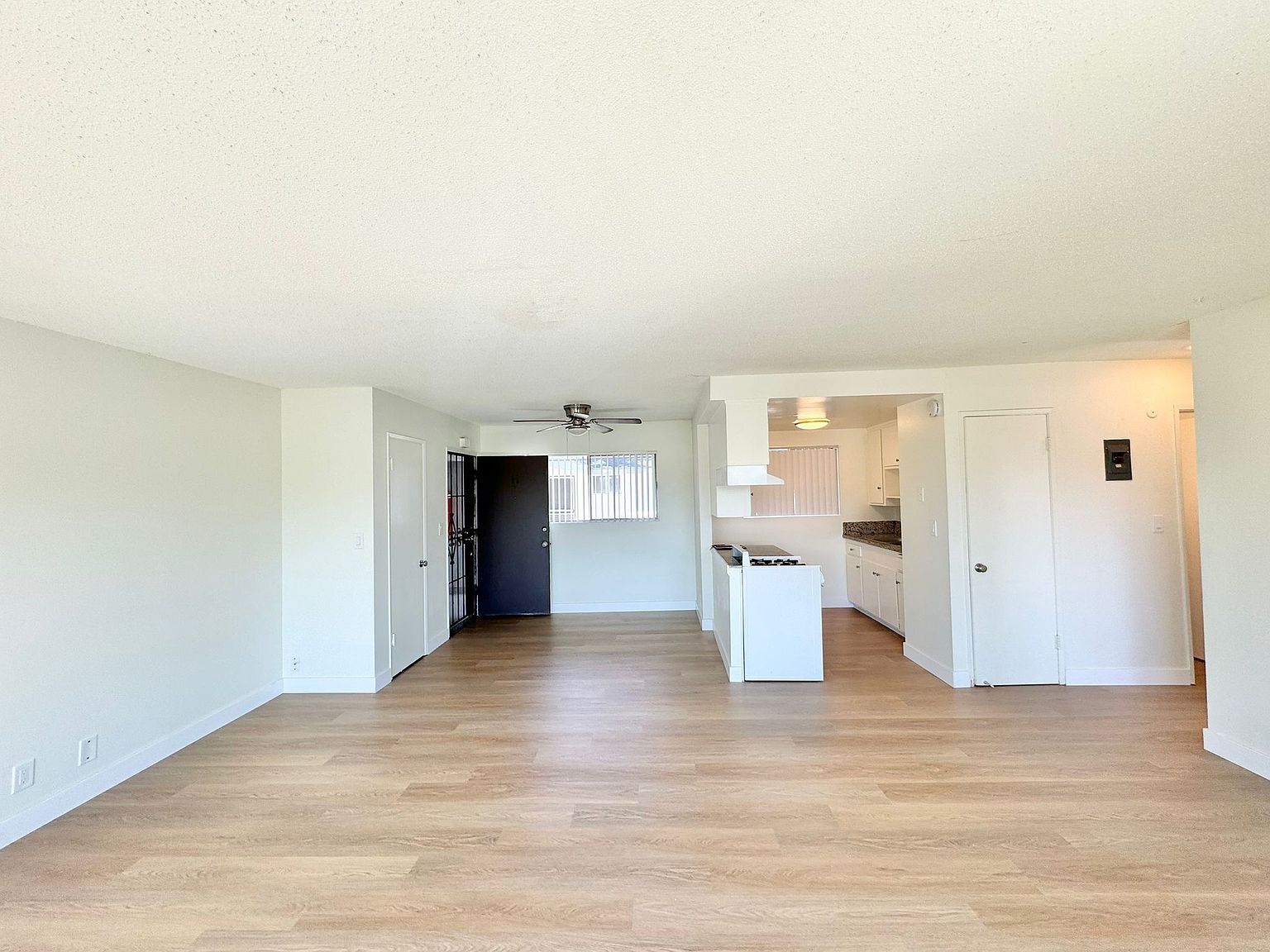 13191 Adland St APT 4, Garden Grove, CA 92843 | Zillow