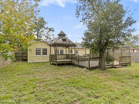 8304 Neville Ave, Hitchcock, TX 77563 | MLS #42774506 | Zillow