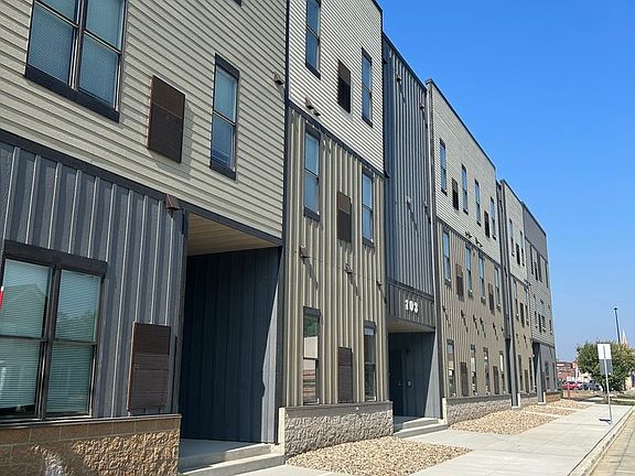 103 W Lyon St # 1 br / 1.0 ba, $1100, Marshall, MN 56258 | Zillow