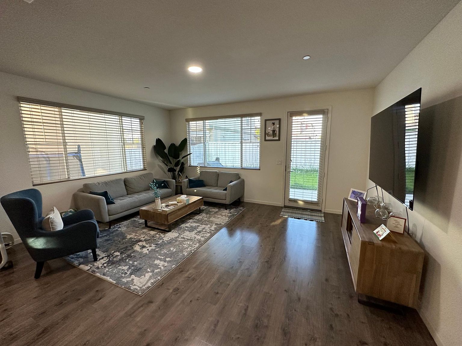 1 Samuelson Way, Sacramento, CA 95834 | Zillow