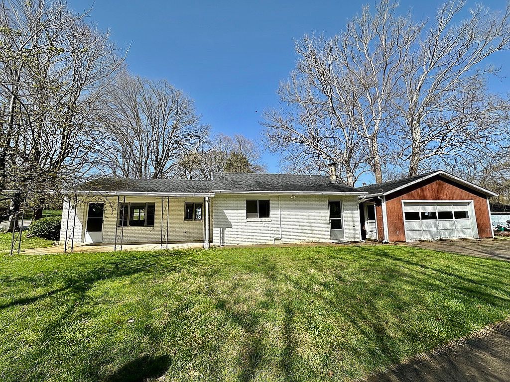 3752 W Franklin St, Bellbrook, OH 45305 | Zillow