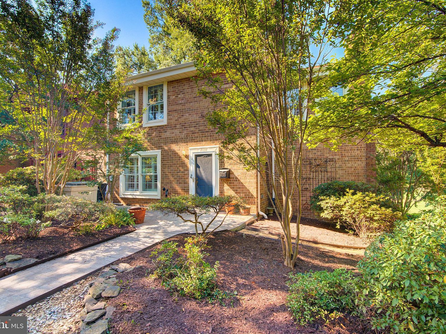 2128 Golf Course Dr Reston Va 20191 Zillow