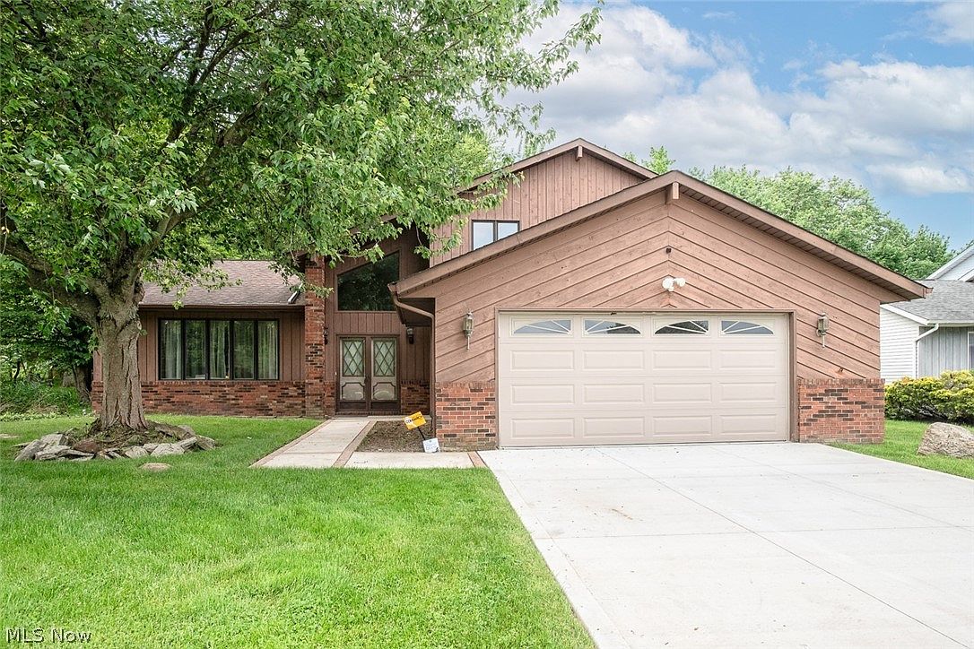 4758 Hillary Ln, Richmond Heights, OH 44143 | Zillow