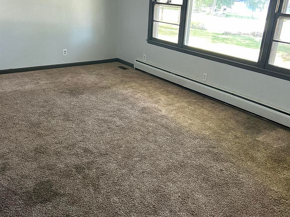 1631 SE 37th St, Topeka, KS 66605 | MLS #230515 | Zillow