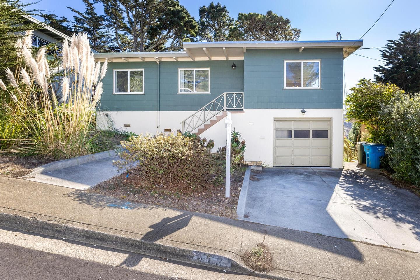 548 Manor Dr, Pacifica, CA 94044 | Zillow