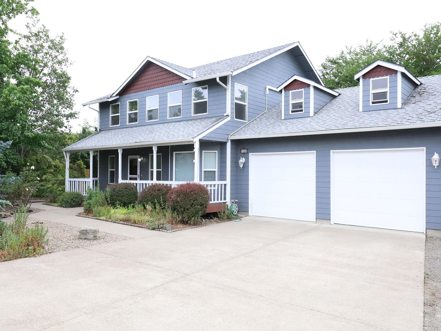 136 Lucas Ct, Eagle Pt, OR 97524 | MLS #220185293 | Zillow