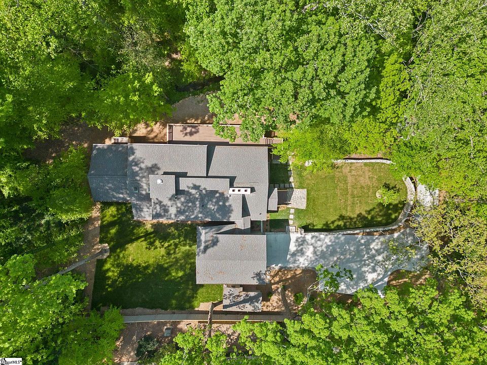 16 Brookside Way, Greenville, SC 29605 | MLS #1498305 | Zillow