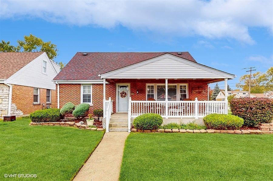 10800 Austin Ave, Chicago Ridge, IL 60415 | MLS #11905978 | Zillow