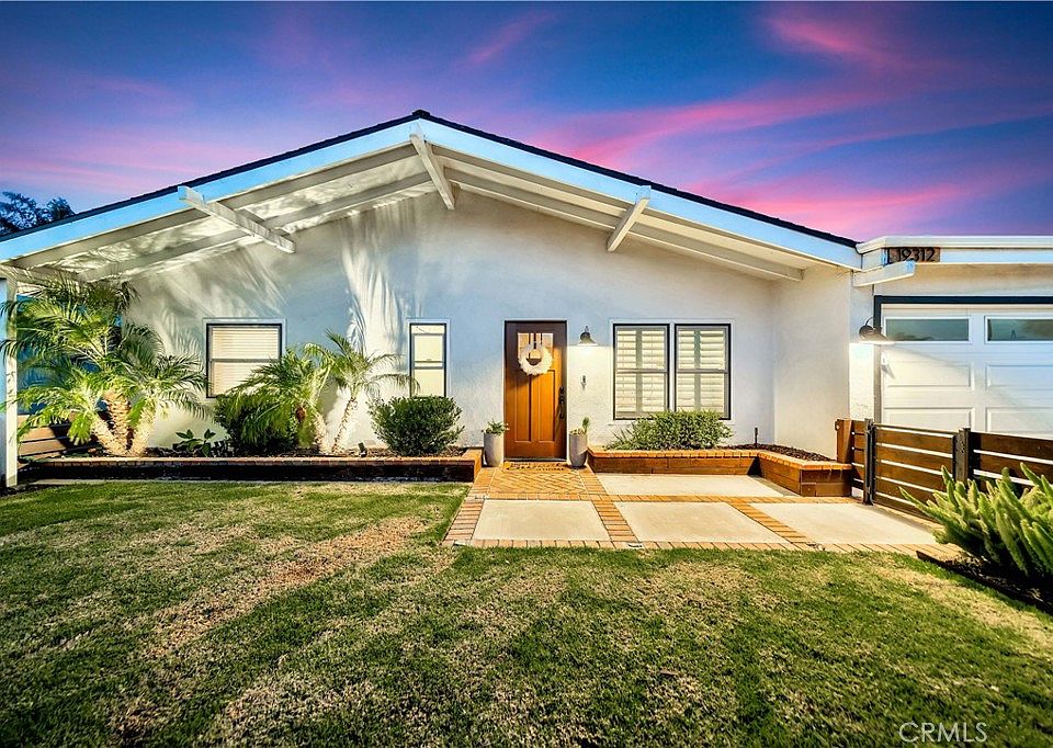 19312 Brookhurst St, Huntington Beach, CA 92646 | MLS #OC23138460 | Zillow