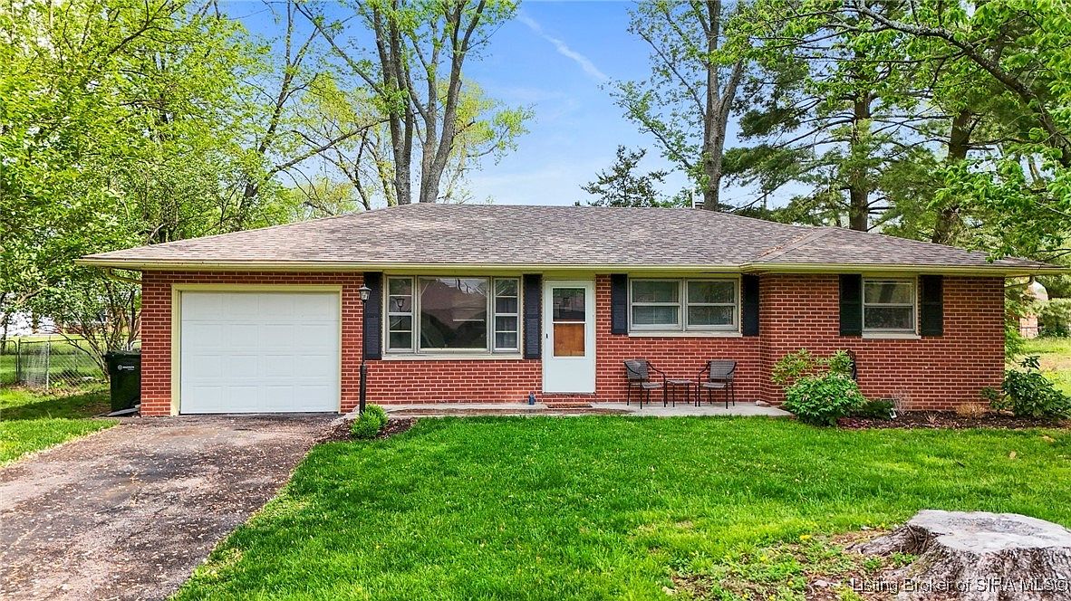 132 Hillcrest Drive, Madison, IN 47250 | Zillow