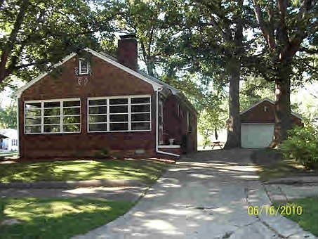 2110 E Moore St, Decatur, IL 62521 | Zillow