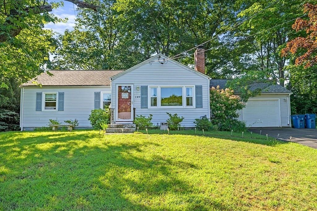 189 Circle Dr, West Springfield, MA 01089 | Zillow