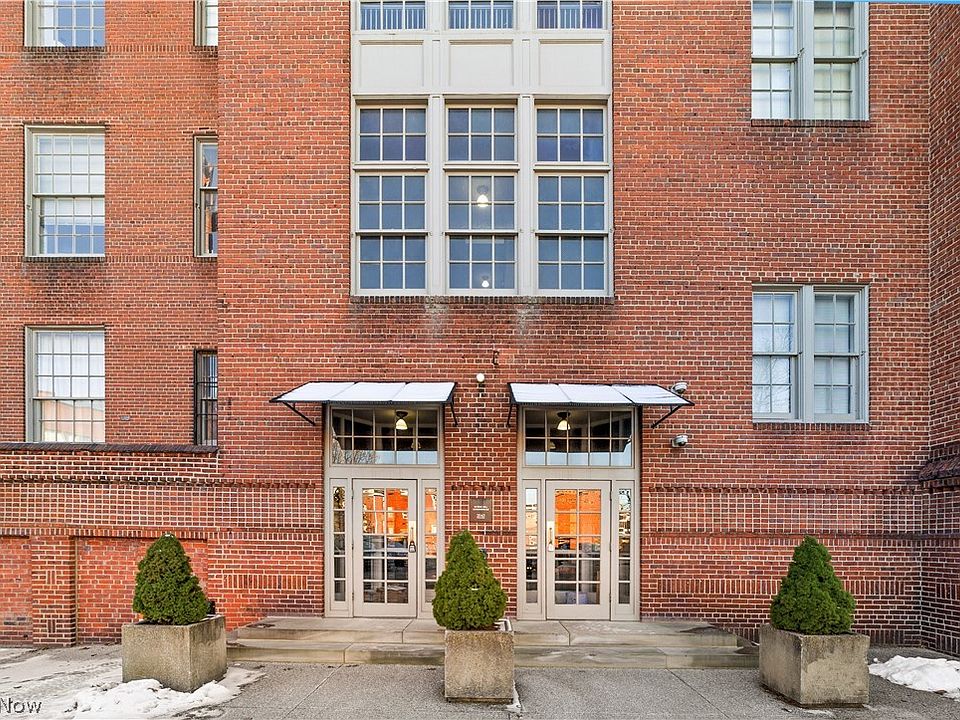 2043 Random Rd APT 303, Cleveland, OH 44106 | Zillow