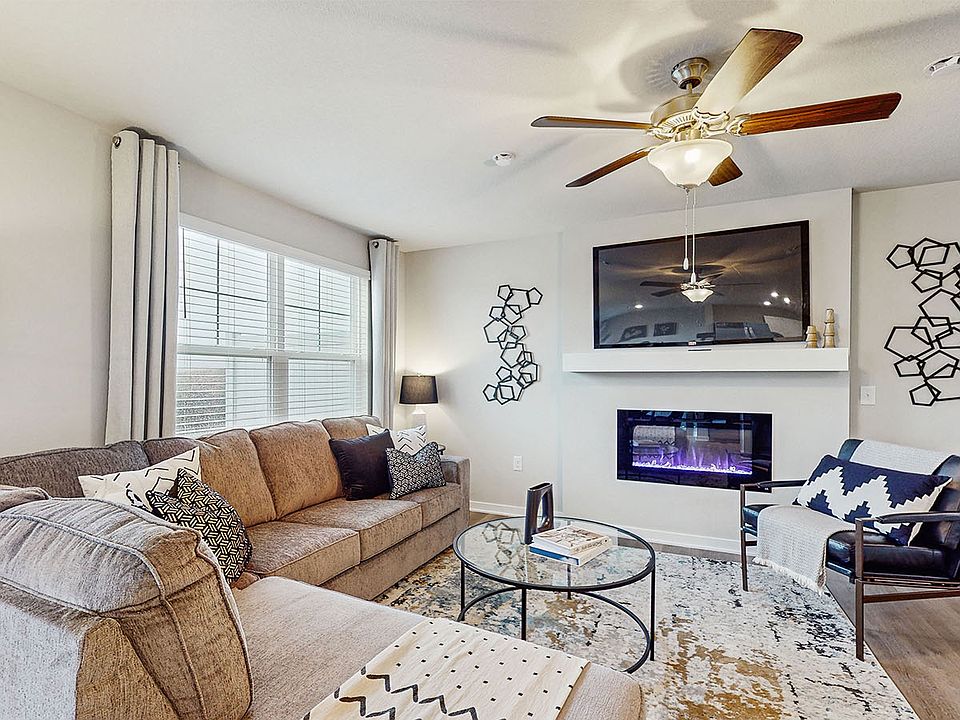 Spring Crest Townhomes by D.R. Horton - Iowa in Waukee IA | Zillow