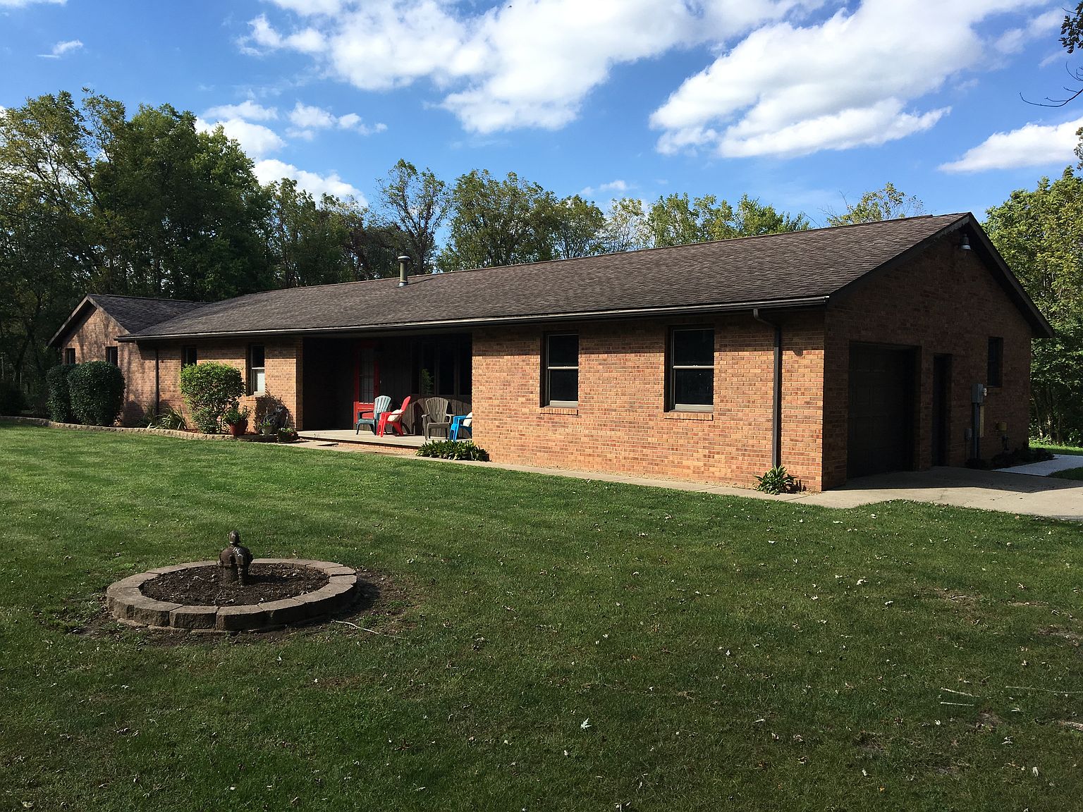 3680 N Lincoln Trl, Pleasant Plains, IL 62677 | Zillow