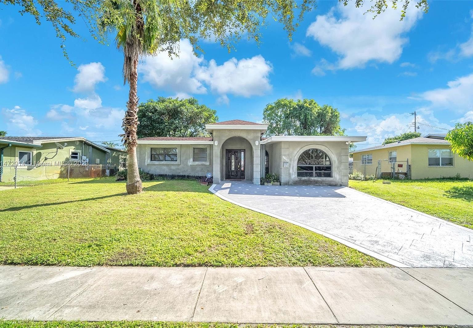 2850 SW 4th Ct, Fort Lauderdale, FL 33312 | MLS #A11472914 | Zillow