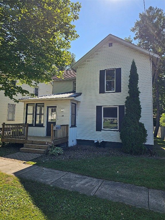 38 Market St, Albion, PA 16401 | Zillow
