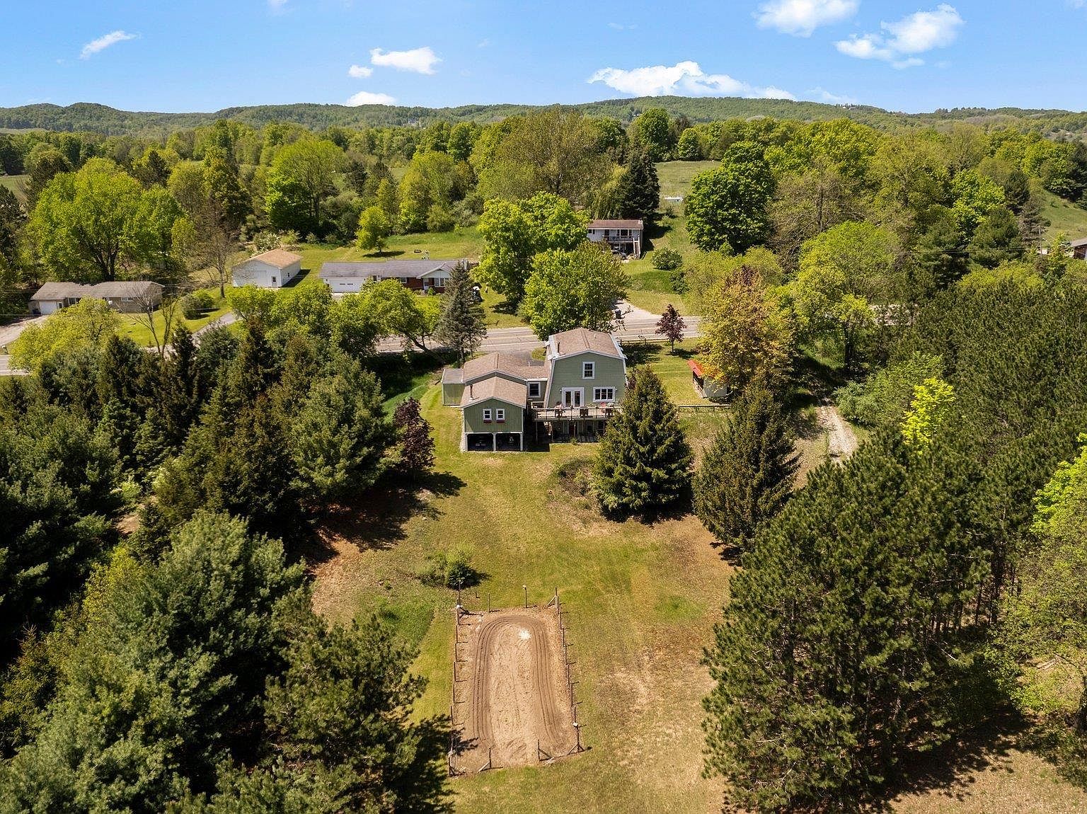 9477 S Cedar Rd, Cedar, MI 49621 | MLS #1923138 | Zillow