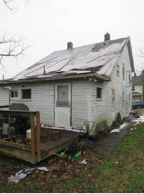 27 Rowe St, Rural Ridge, PA 15075 | MLS #11278393 | Zillow