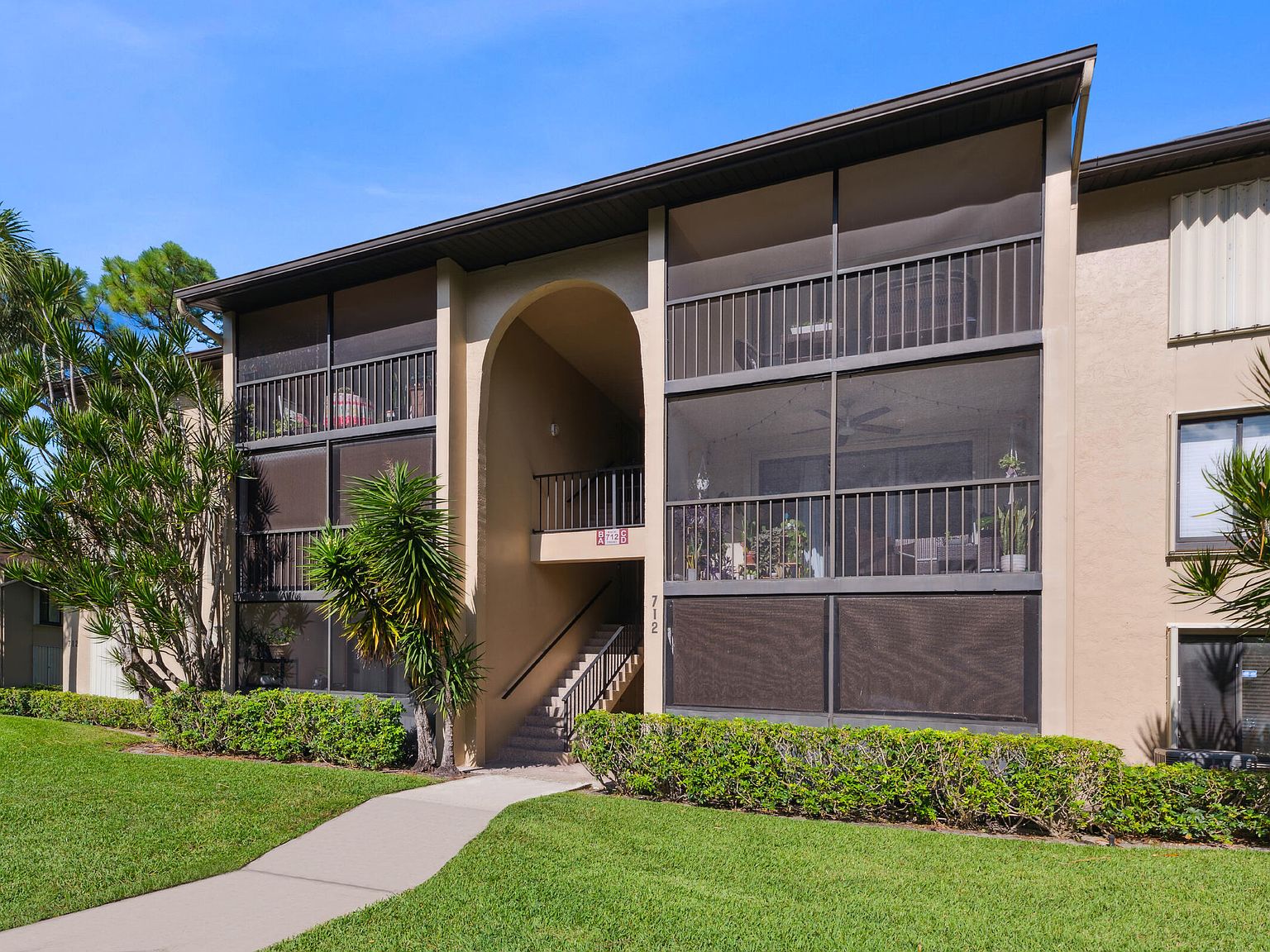 712 Sunny Pine Way #C3, Greenacres, FL 33415 | Zillow