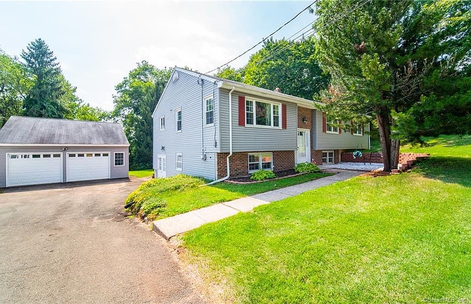 15 W Ridgeland Rd, Wallingford, CT 06492 | Zillow