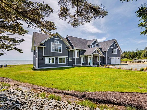 210 Moss Close, Halifax, NS B2Z 1S5 | MLS #202513656 | Zillow