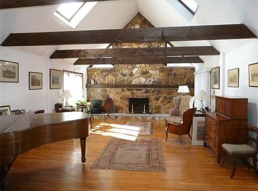 916 Union St, Duxbury, MA 02332 | Zillow