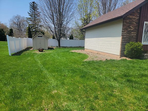 11 S Sunny Slope Ct, Appleton, WI 54914 | Zillow