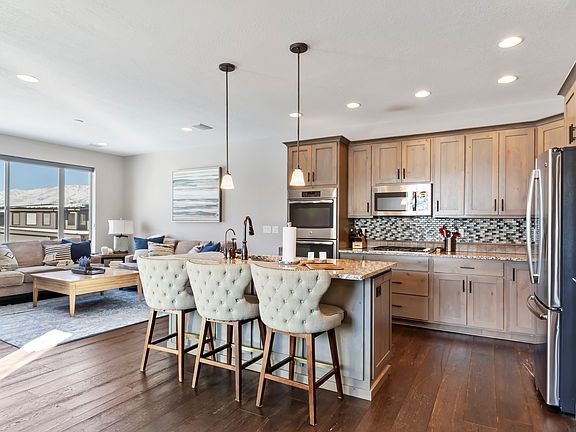 819 S Edgewater Ct E #9, Huntsville, UT 84317 | MLS #2059435 | Zillow