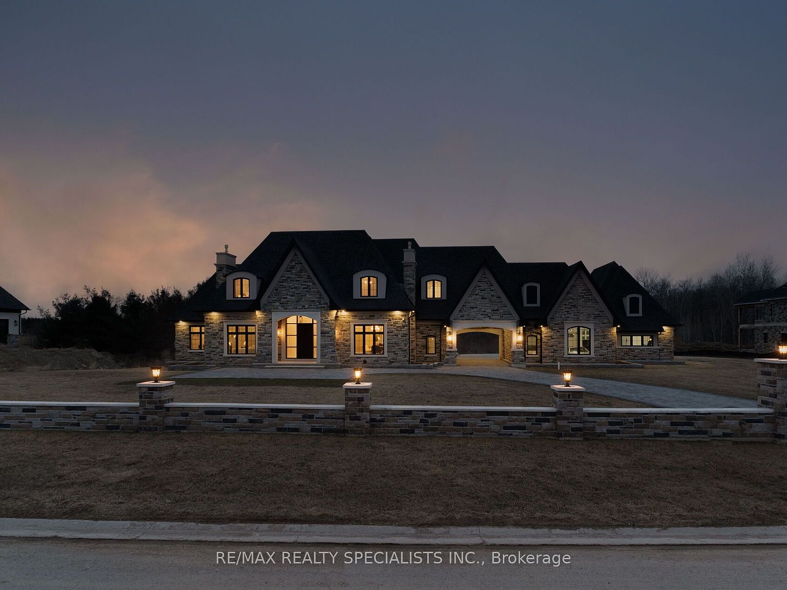 15 Mulloy Ct, Caledon, ON L7E 4J1 | MLS #W12049078 | Zillow