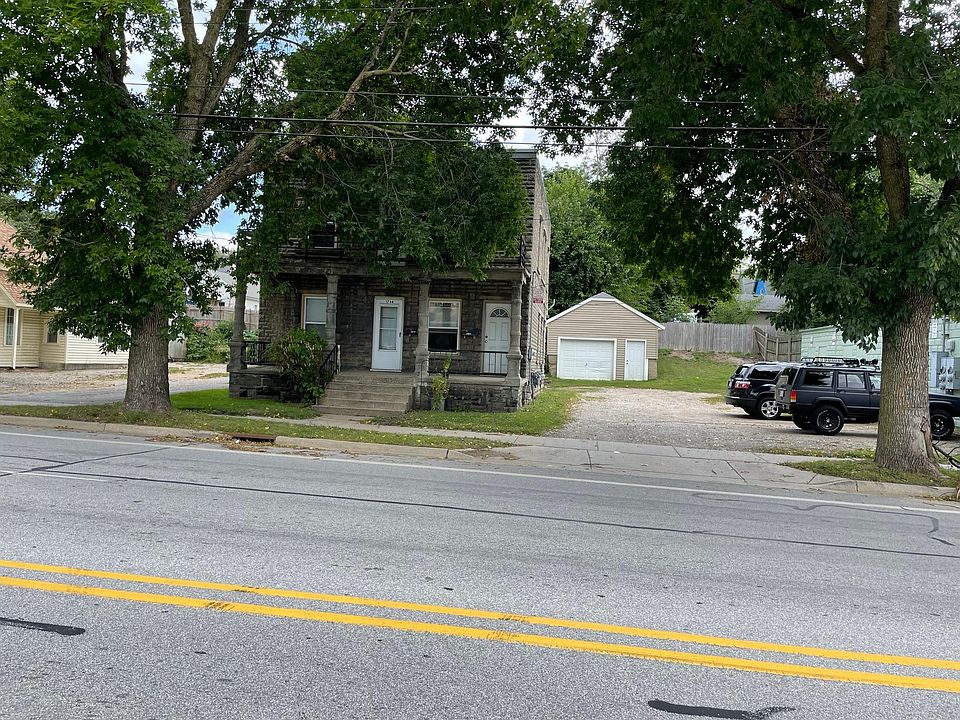 1744 Monroe Ave NW #2, Grand Rapids, MI 49505 | Zillow