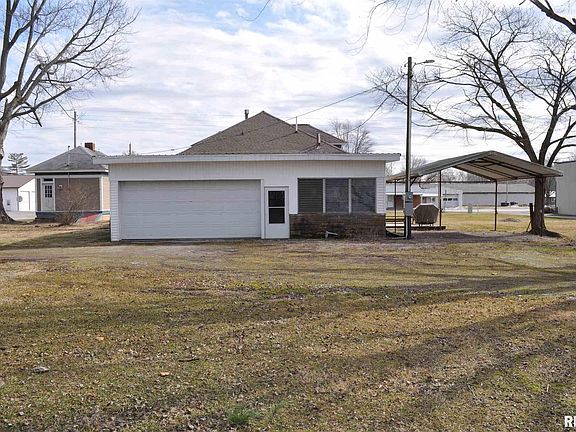 118 N Washington St, Geff, IL 62842 | Zillow
