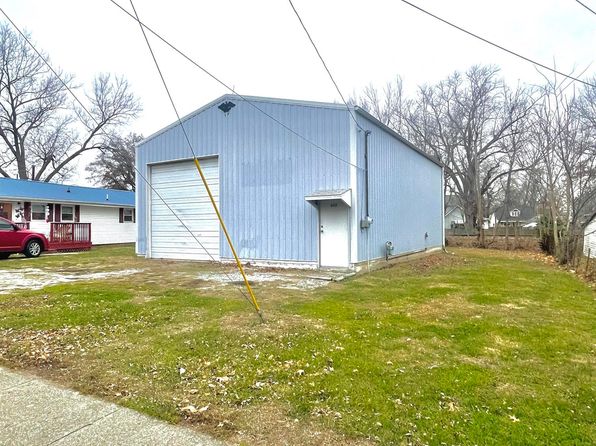 Flora IL Real Estate - Flora IL Homes For Sale | Zillow