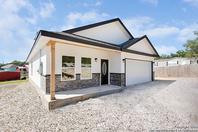 716 Golf Course Dr E, Spring Branch, TX 78070 | MLS #1683604 | Zillow