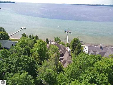 12949 N Northport Point Rd, Northport, MI 49670 | Zillow