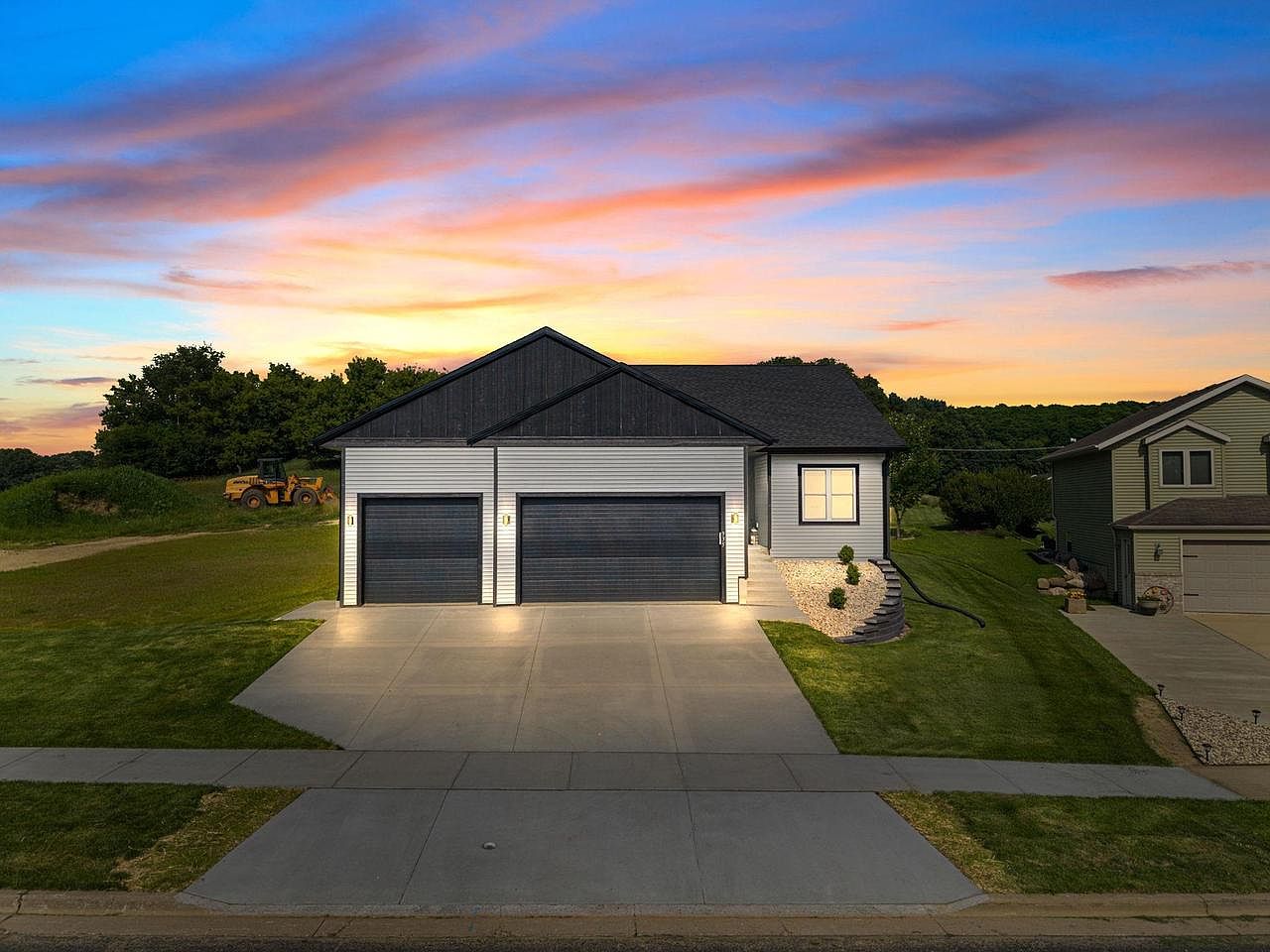 935 Hay Creek Trail, Reedsburg, WI 53959 | MLS #2001085 | Zillow