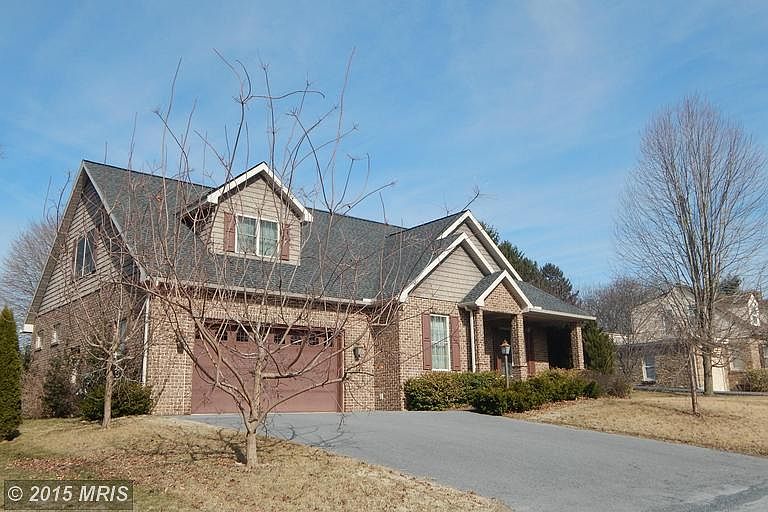 903 Summit Ave, Waynesboro, PA 17268 | Zillow