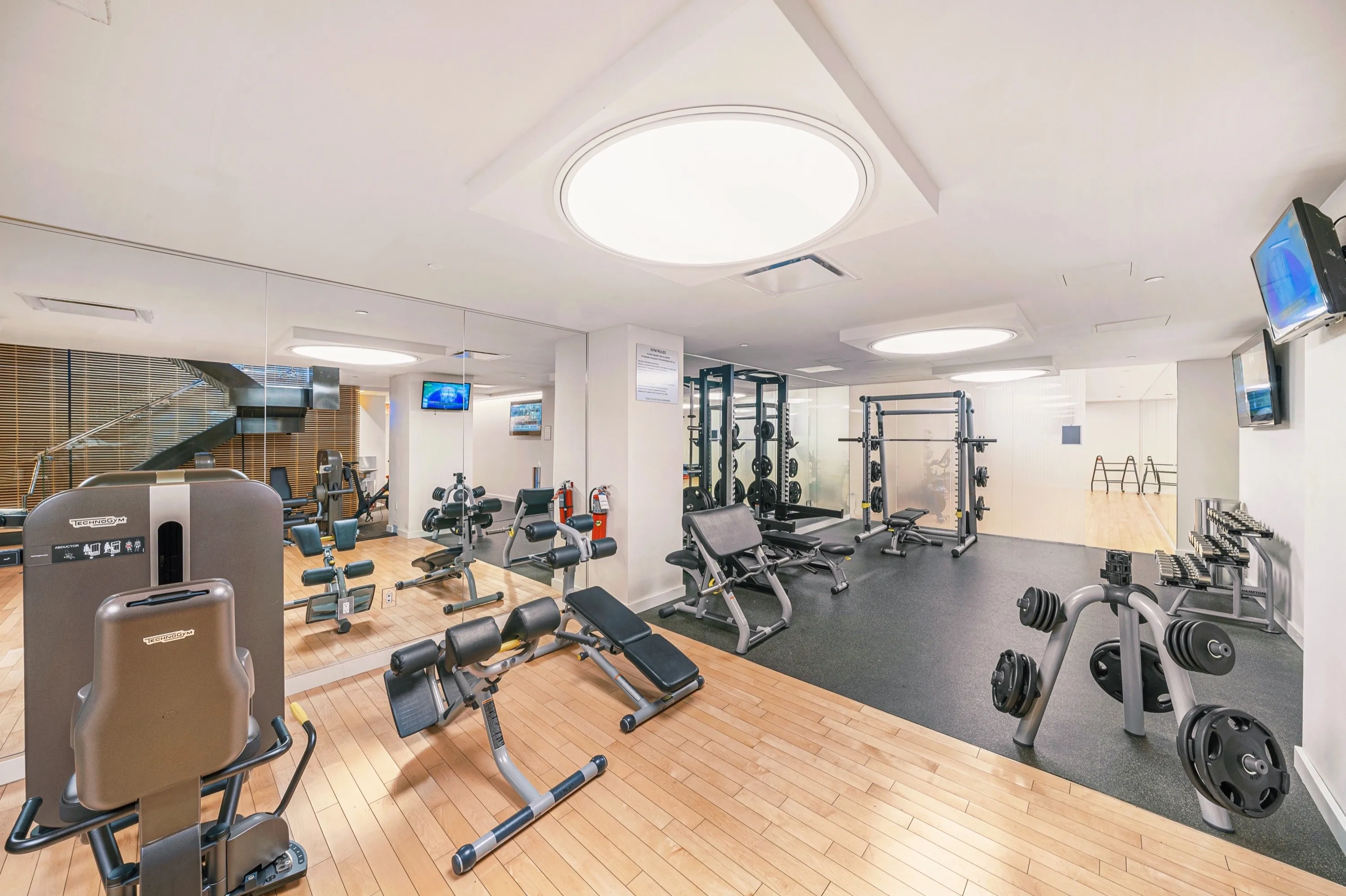 Two Sutton Place North at 1113 York Avenue in Lenox Hill : Sales ...