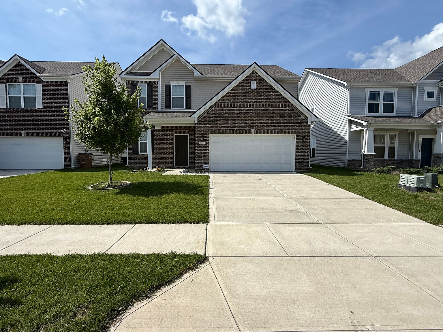 2591 Creek Bank Dr, Columbus, IN 47201 | Zillow
