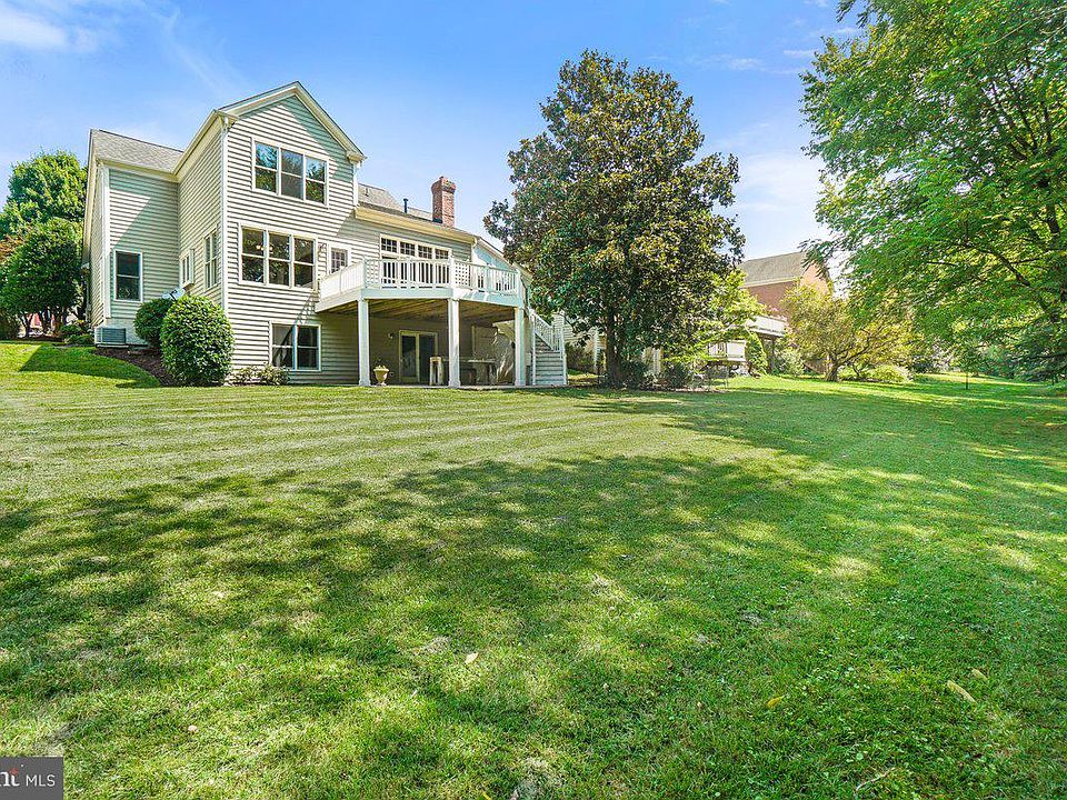 9722 Clagett Farm Dr, Potomac, MD 20854 | Zillow