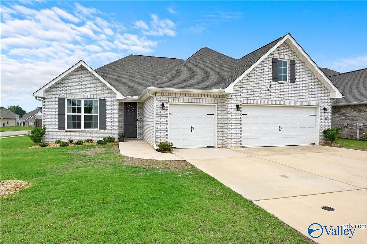 3017 Henry Rd, Decatur, AL 35603 | Zillow