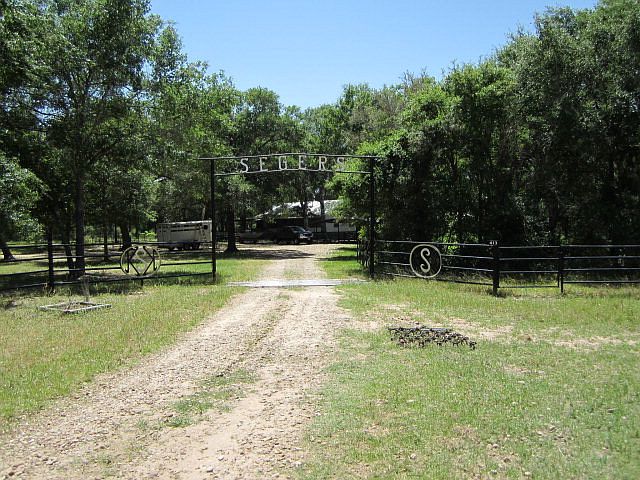 413 Private Road 1034, Sublime, TX 77986 | Zillow
