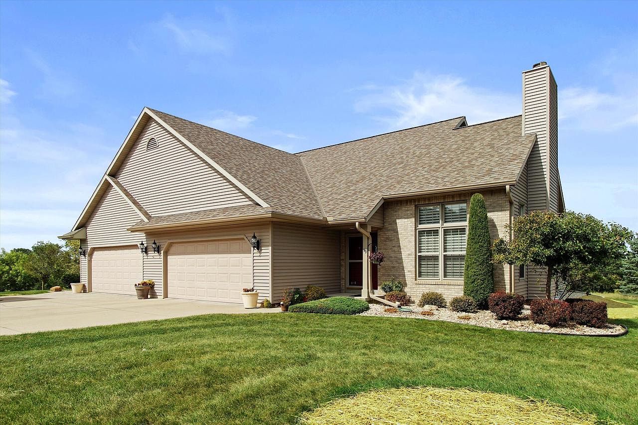 W5572 County Road Cw UNIT 9B, Watertown, WI 53098 | Zillow