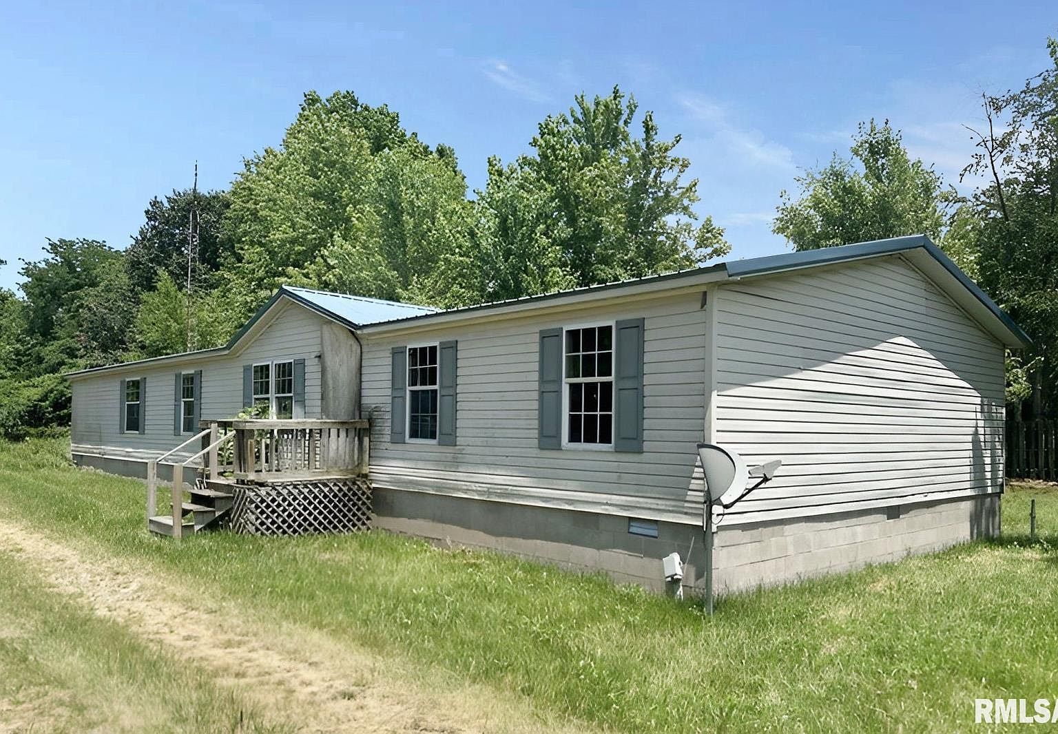 13686 E Bakerville Rd, Mount Vernon, IL 62864 | Zillow