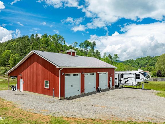 234 Old Dyer Farm Private Ln, Mountain City, TN 37683 | MLS #9980360 ...