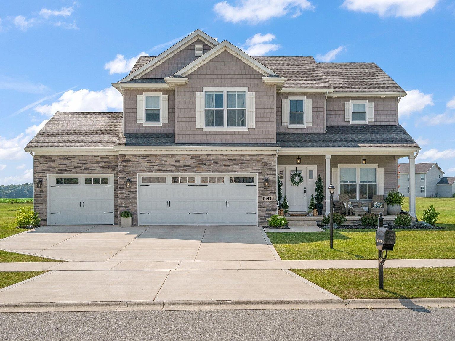 11244 Fayette St, Crown Pt, IN 46307 | Zillow