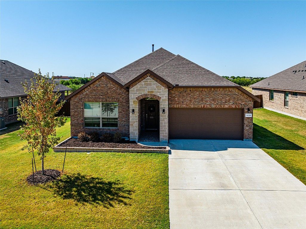 1430 Versailles Dr, Krum, TX 76249 | MLS #20410842 | Zillow