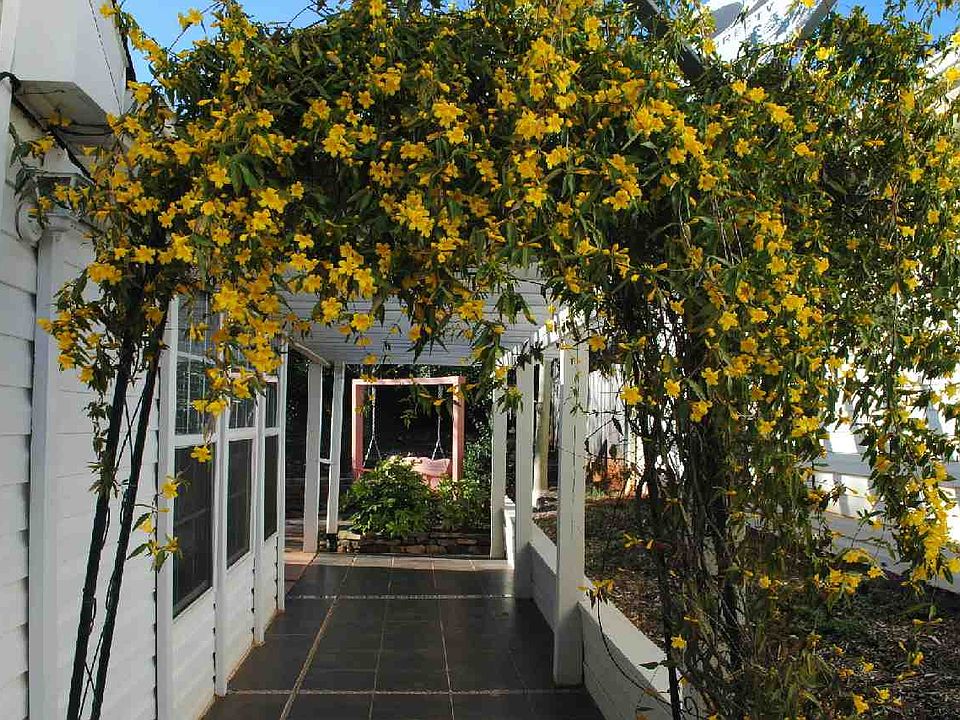 201 Plantation Dr, Pendleton, SC 29670 | Zillow